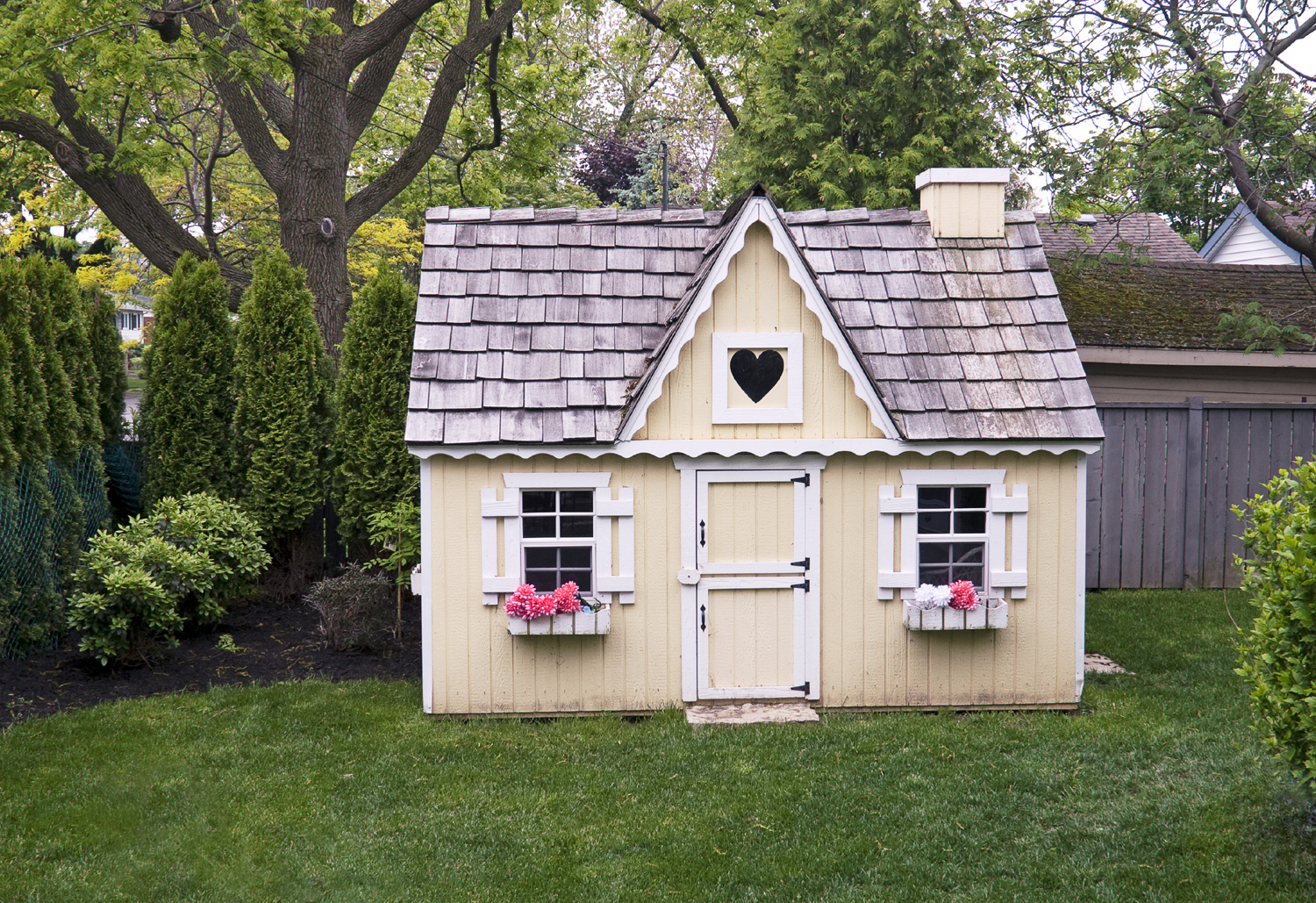 Houses for kids - Get your little ones excited about real estate ...